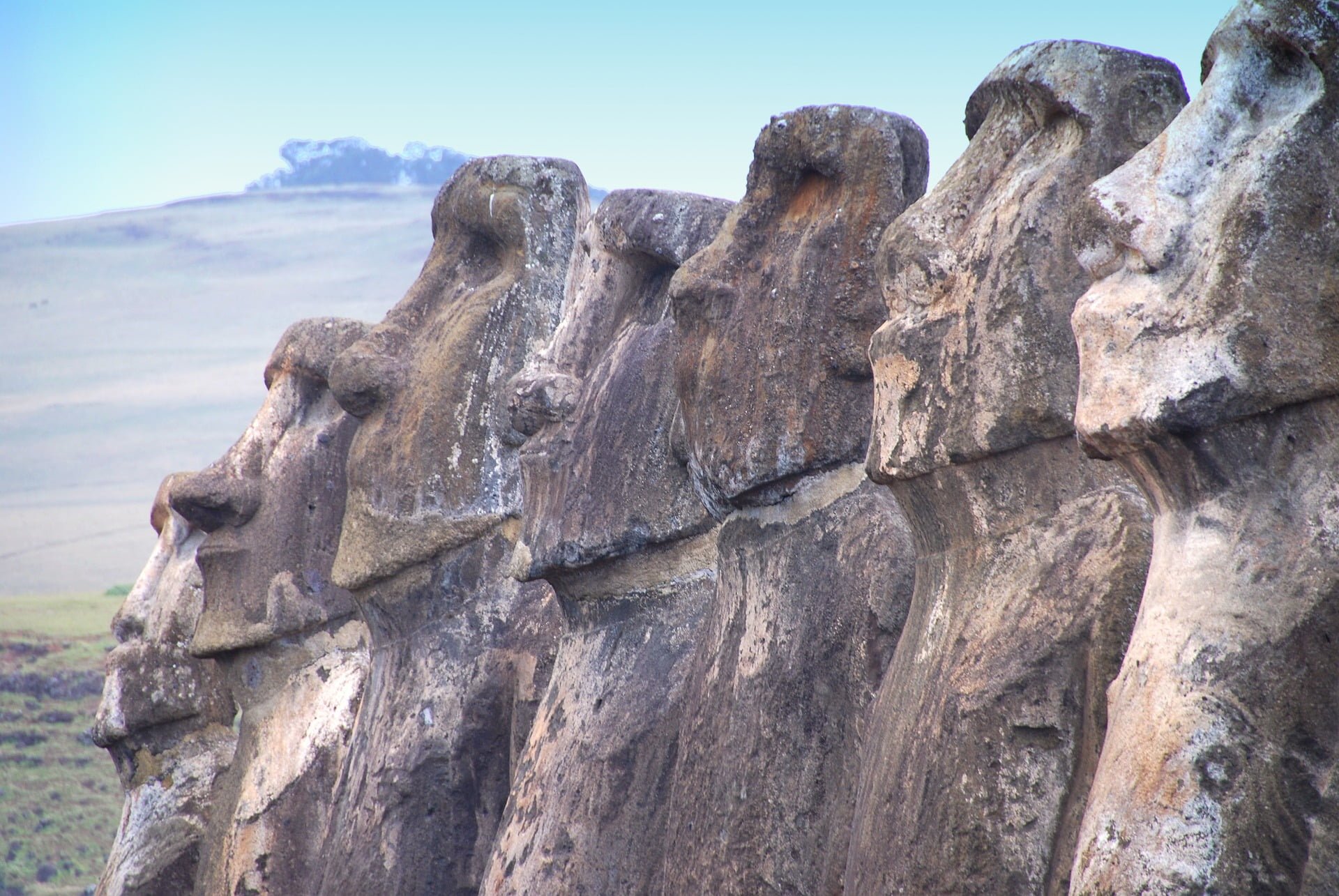 Rapa Nui: European myths mask the reason for societal collapse on ...